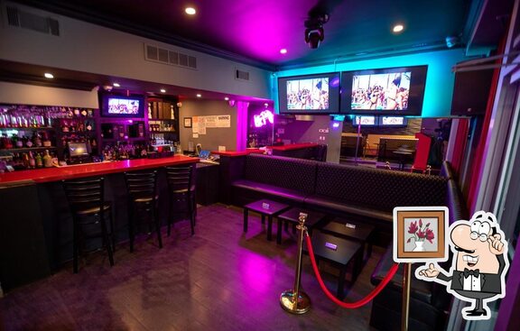 The Late Night Café in New York City - Restaurant reviews
