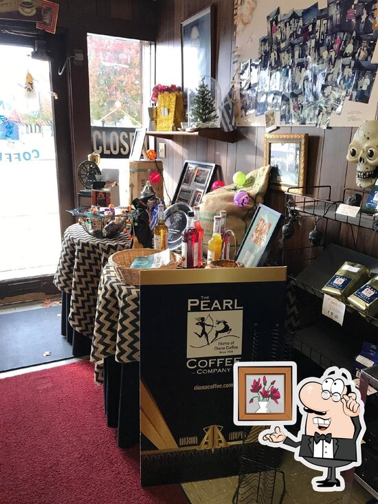 Pearl Coffee Co, Akron - Restaurant menu, prices and reviews