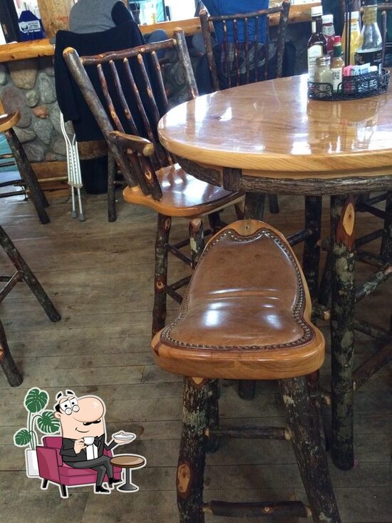 Dixie Saloon, Mackinaw City - Restaurant menu, prices and reviews