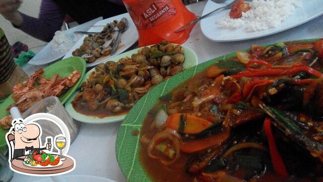HDL 293 Seafood restaurant, Bandung, Jl. Gatot Subroto No.230 ...