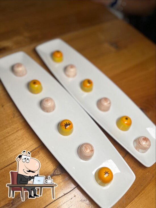 Pukka, Toronto, St. Clair West - Restaurant menu, prices and reviews