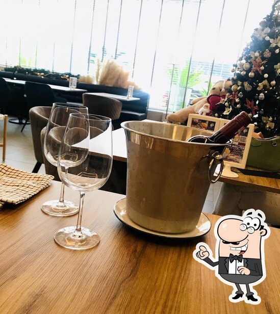 PROUD Cafe & Restaurant, Bangkok - Menú del restaurante, precios y reseñas