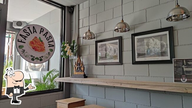 Parola - Baywalk, Mati - Restaurant menu, prices and reviews