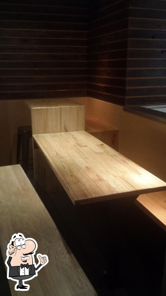 M Burger, Chicago - Restaurant menu, prices and reviews