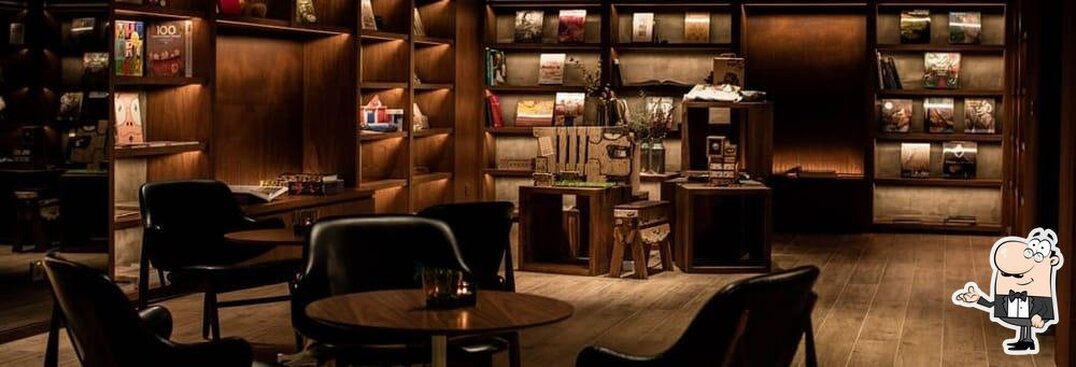 The Muse pub & bar, Hong Kong, Chi Wo St - Restaurant reviews