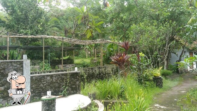 Menu at Kali Boyong Camp Outbound, Sardonoharjo