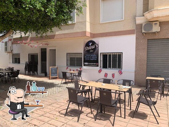 Shaw's Bar, La Marina - Restaurant menu, prices and reviews