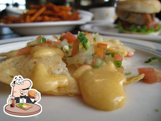 9 Restaurant at North Bellingham Golf Course in Bellingham - Restaurant ...