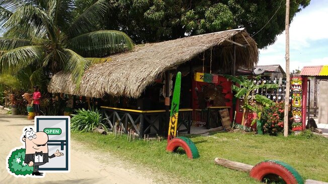 Zion Beach Bar, Necoclí - Restaurant reviews
