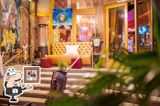 Hush Cafe Lounge and Garden in New York City - Restaurant menu and reviews