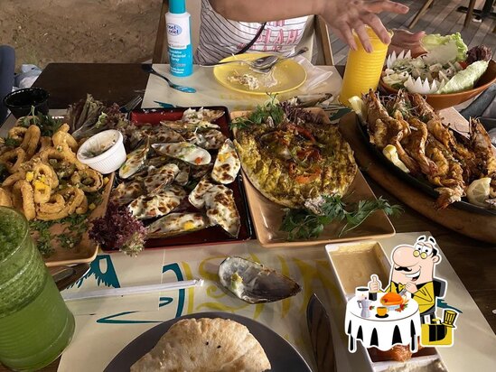 Al Shader Restaurant and Grill, Abu Dhabi, C87X+7RF Al Hudayriat Island ...