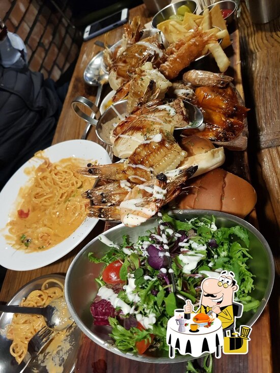 Shrimp King Alberto restaurant, Seoul, 123 Eoulmadang-ro - Restaurant ...