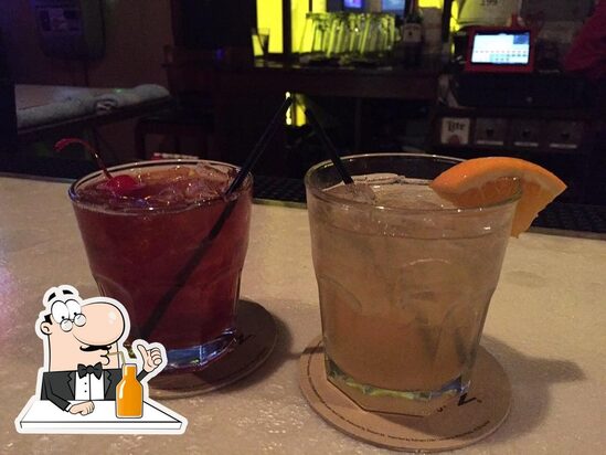 Atomic Koi Cocktail Lounge in Fitchburg - Restaurant reviews