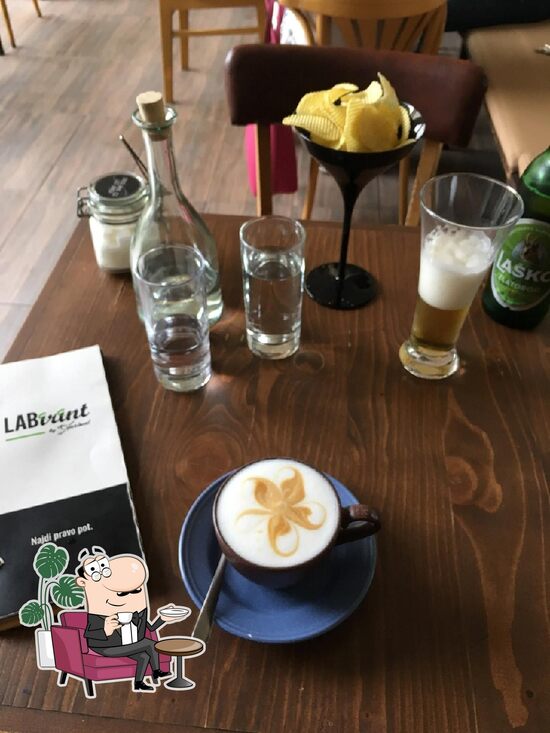 Menu da LABirint different bar, Lesce