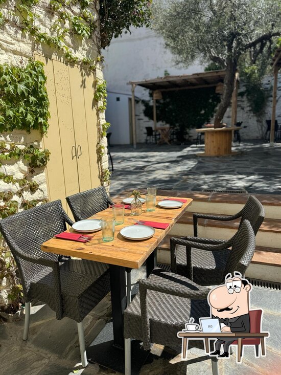 Merder, Cadaqués - Restaurant menu, prices and reviews