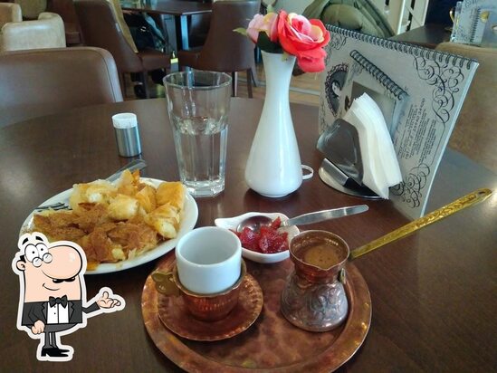 Menu at Πολίτικο Кафе "ENA", Lagkadas