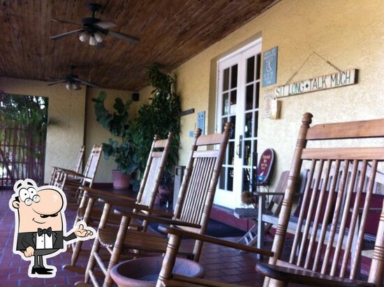 Seminole Inn, Indiantown - Restaurant menu, prices and reviews