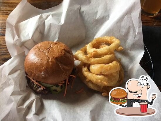 Flying Pig Burger Co. in Littleton - Restaurant menu and reviews