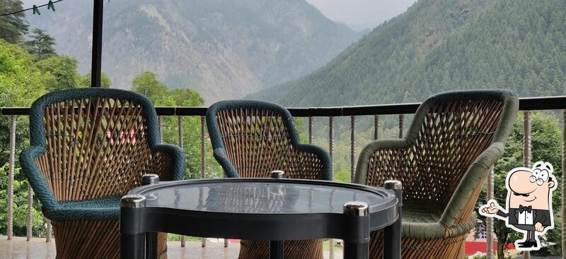 Cafe Red Circle establishment, Kasol – menu, prices & reviews