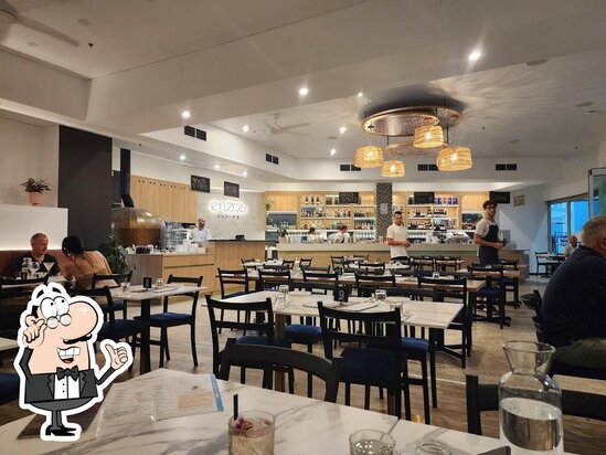 Enzos Cucina Labrador, Labrador - Restaurant menu, prices and reviews