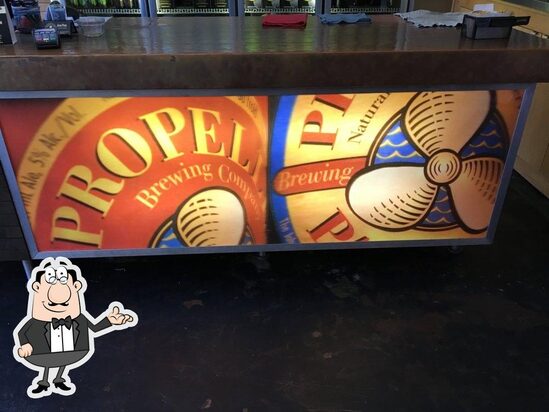 Propeller Brewing, 2015 Gottingen St in Halifax - Restaurant reviews