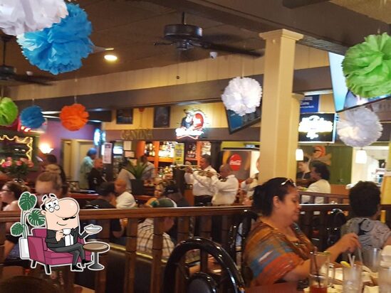 Dos Compadres Restaurant & Cantina in Modesto - Restaurant menu and reviews