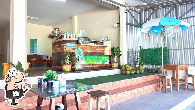 Menu at พร้าวลำ คาเฟ่(น้ำผลไม้และกาแฟสด), Tha Sop Sao