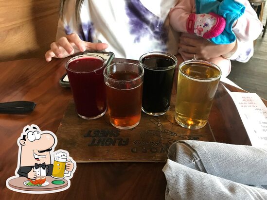 Good Word Brewing & Public House in Duluth - Restaurant menu and reviews