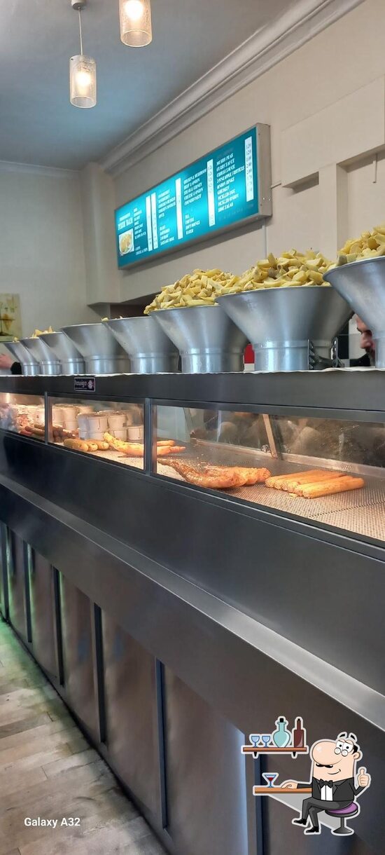 Berkhamsted Fish Bar, Berkhamsted - Restaurant menu, prices and reviews
