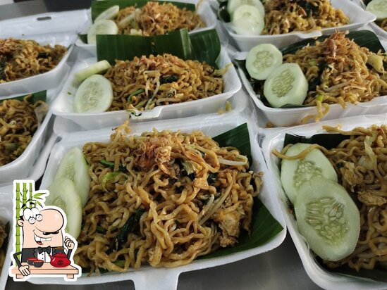 Menu at Mie pangsit & rebus Ai yen Fong restaurant, Medan