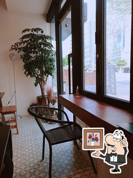 Downtowner Cheongdam, Seoul - Restaurant menu, prices and reviews