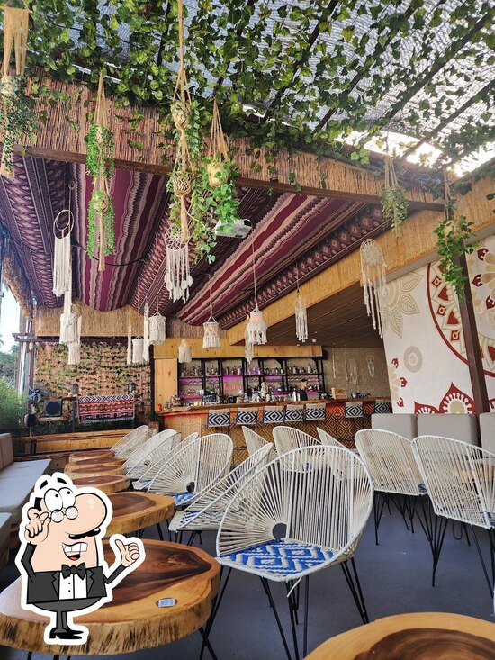 Mantra Rooftop pub & bar, Cali - Restaurant menu and reviews