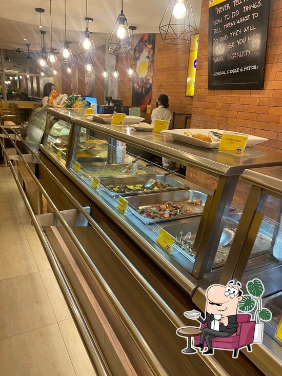 Dell's Cafeteria, Taguig, 3 World Square - Restaurant reviews