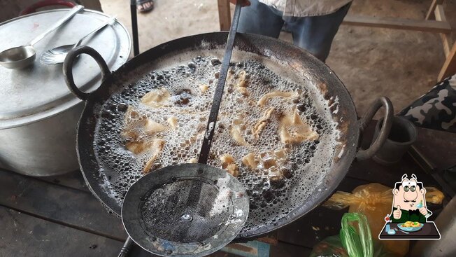 Chola samosa famous, Gadwara - Restaurant menu, prices and reviews