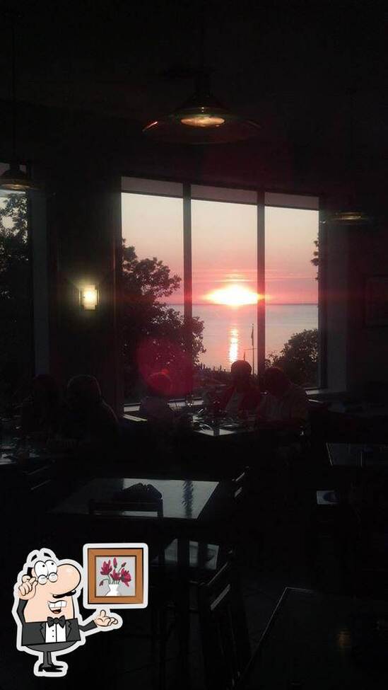 The Harbor View Grill, Egg Harbor - Restaurant menu, prices and reviews