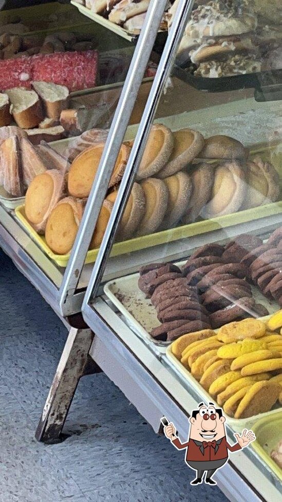 Menu at Lara's Bakery, Harlingen