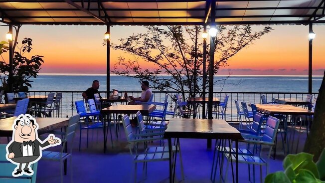 Zero Cafe Bar - Restaurant menu, prices and reviews