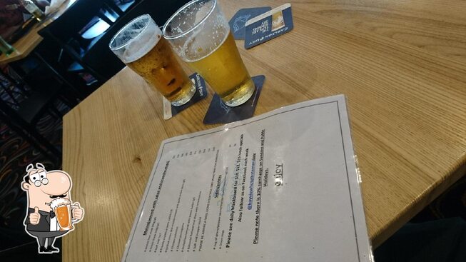 Menu at Bayview Hotel pub & bar, Batemans Bay