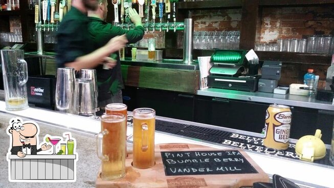 Short North Pint House in Columbus - Restaurant reviews