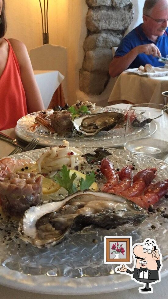 Menu at Pimm's restaurant, Tropea, Largo Migliarese