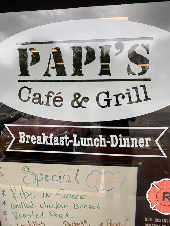 Menu at Papi's Cafe & Grill, Fort Walton Beach