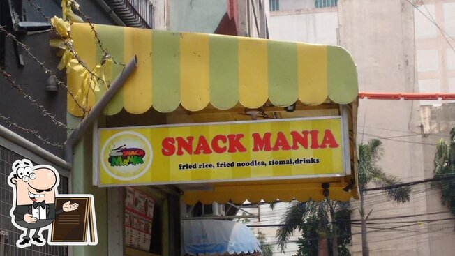 Snack Mania pub & bar, Manila
