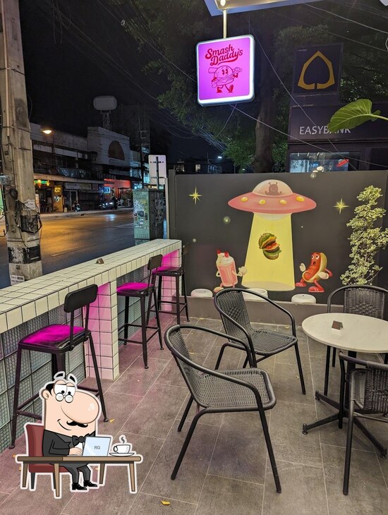 Smash Daddy’s Burgers CNX, Chiang Mai - Restaurant menu, prices and reviews
