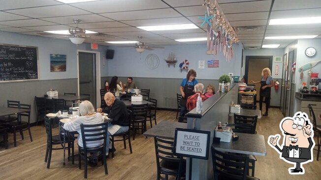 Nelsons Cafe, Niagara Falls - Restaurant menu, prices and reviews