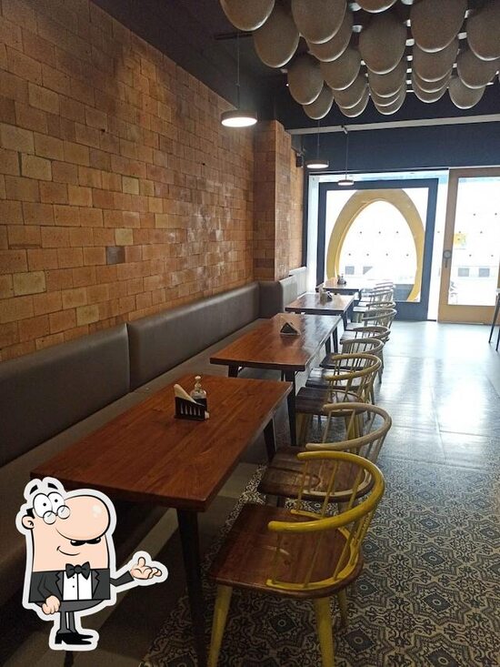 Captain Egg, Surat, Aqua Corridor - Restaurant reviews
