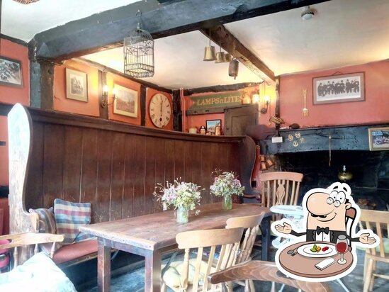 Menu at The New Inn pub & bar, Pembridge, Market Square