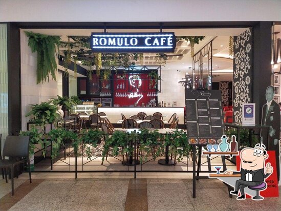 Menu at Romulo Cafe, Taguig