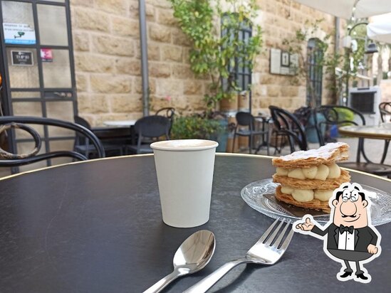 קונדיטורית בוטיק - BeeZoo, Be'er Sheva - Restaurant menu, prices and ...