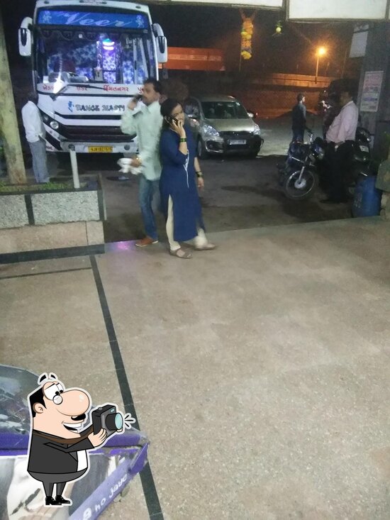 Roopa Hotel, Charoti - Restaurant reviews