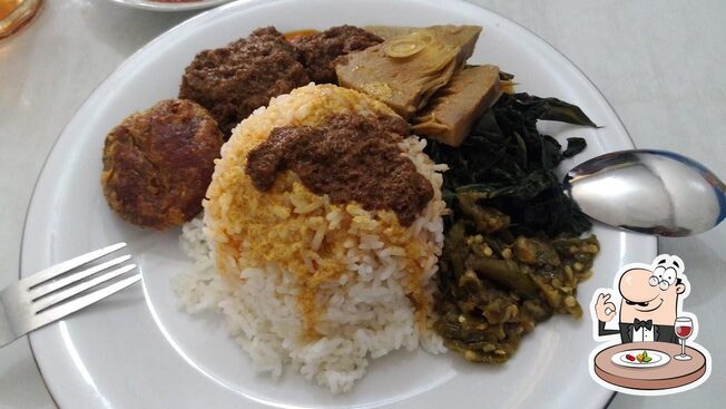 Rm. Minang Raya restaurant, Ajibarang Kulon, H3VG+G4W - Restaurant reviews